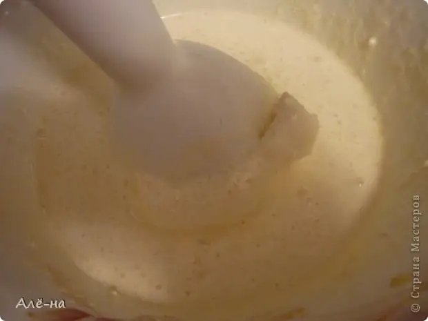 Kolač od lješnjaka za 5 minuta u mikrovalnoj bez brašna i maslaca