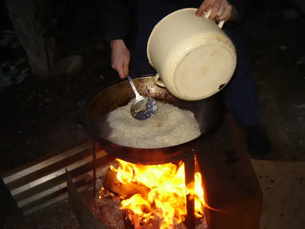Hoe om regte Oezbeekse (Fergana) pilaf te kook