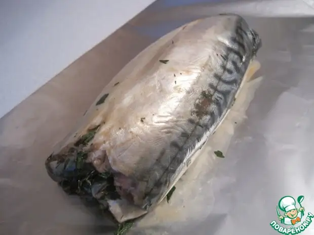 Mirgine gasa mackerel. Delicious kuma yana riƙe da siffarsa ba tare da gelatin ba