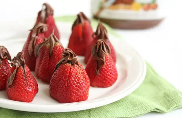 草莓配 Nutella 甜点，食物，草莓，自己做