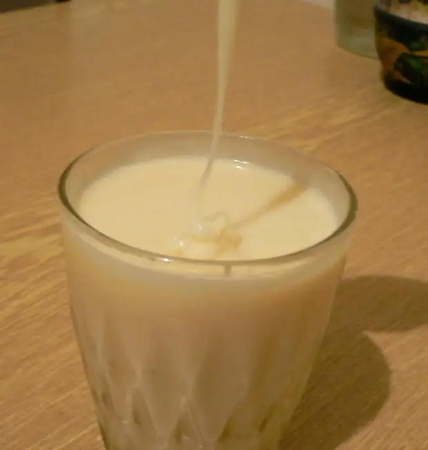 Her kokte jeg kondensert melk!