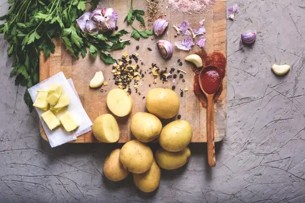 patates al forn sense pela