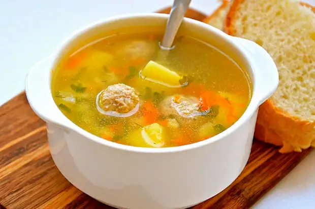 Zgjedhja më e mirë e supave dietike për ushqimin e duhur
