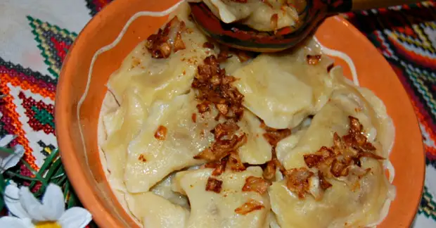 ಬೇಕನ್ ಜೊತೆ dumplings