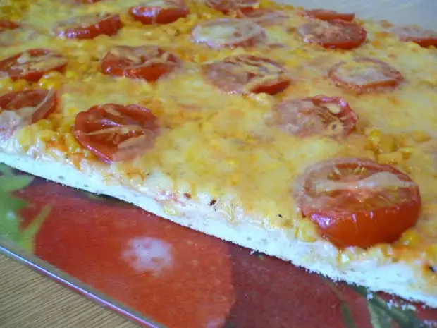 Uitstekende pizza deeg (gunsteling Italiaanse resep) + tonne toppe!