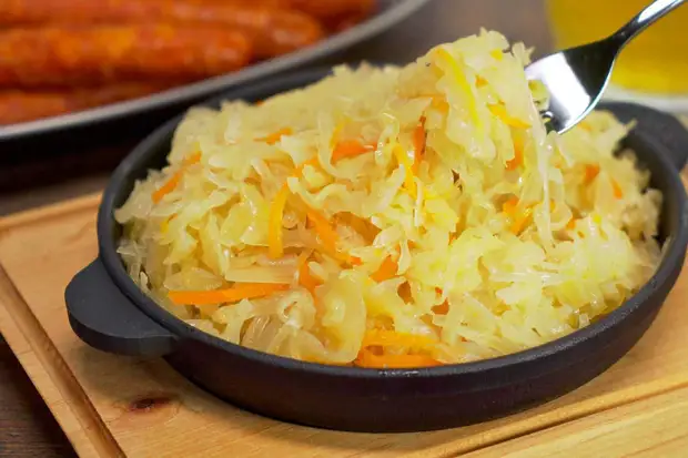 ابلی ہوئی sauerkraut