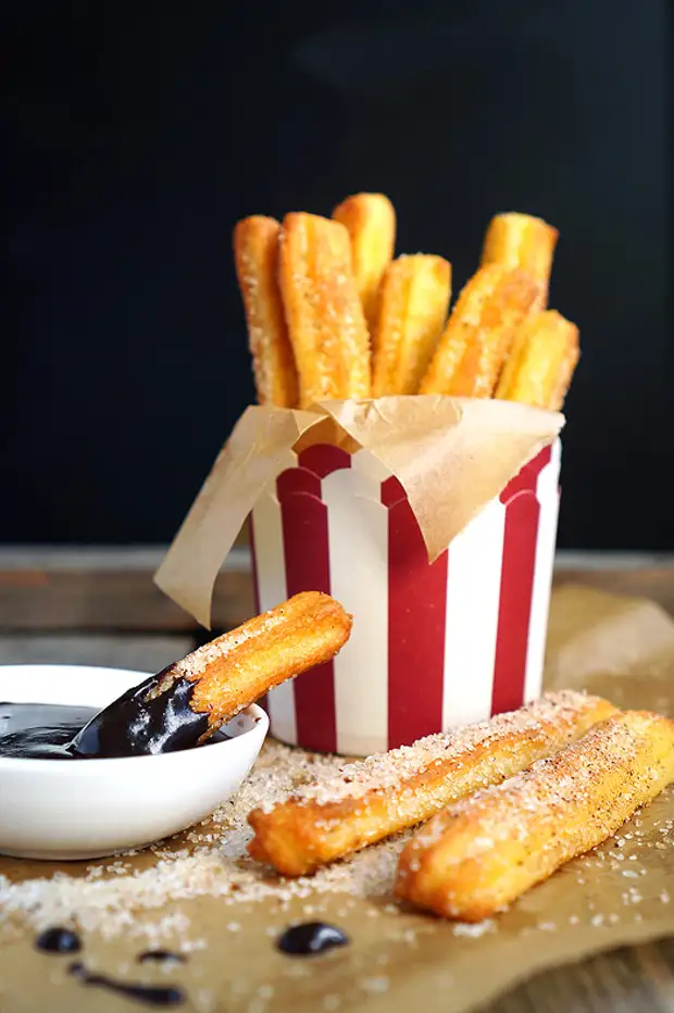 Churros, choux irin kek kayan zaki, mataki-mataki girke-girke tare da hotuna, dafuwa blog andychef.ru