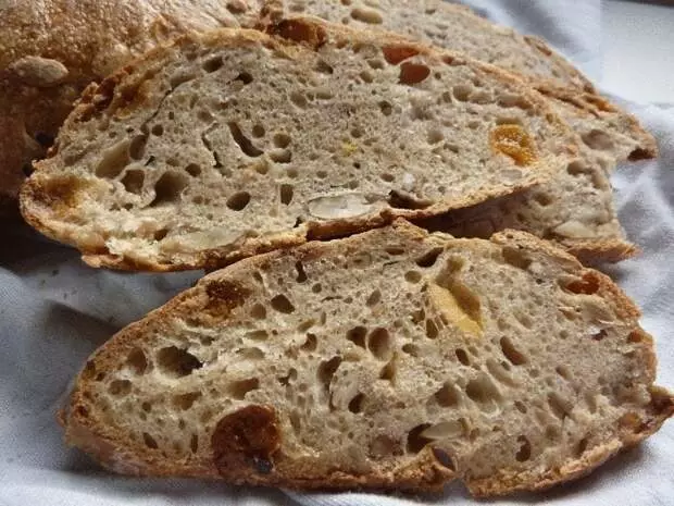 5 culturi starter DIY pentru pâine fără drojdie
