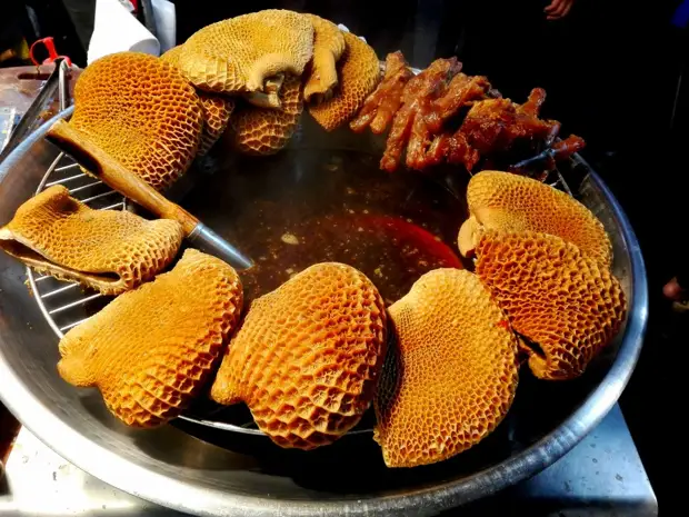 Ką jie valgo Kinijos naktiniuose turguose