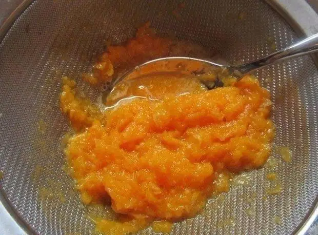 Jednostavan recept za sladoled od mandarina odlična je ideja za novogodišnji stol!