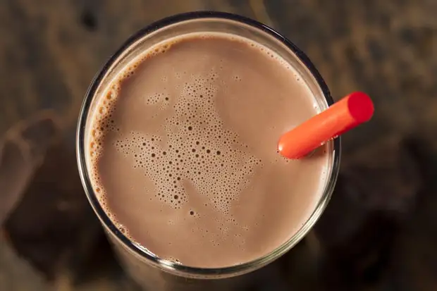 5 razlogov, da pogosteje pijete kakav z mlekom