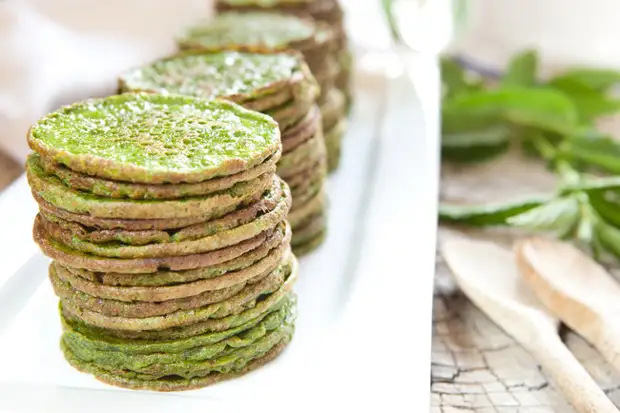 fritters na may spinach