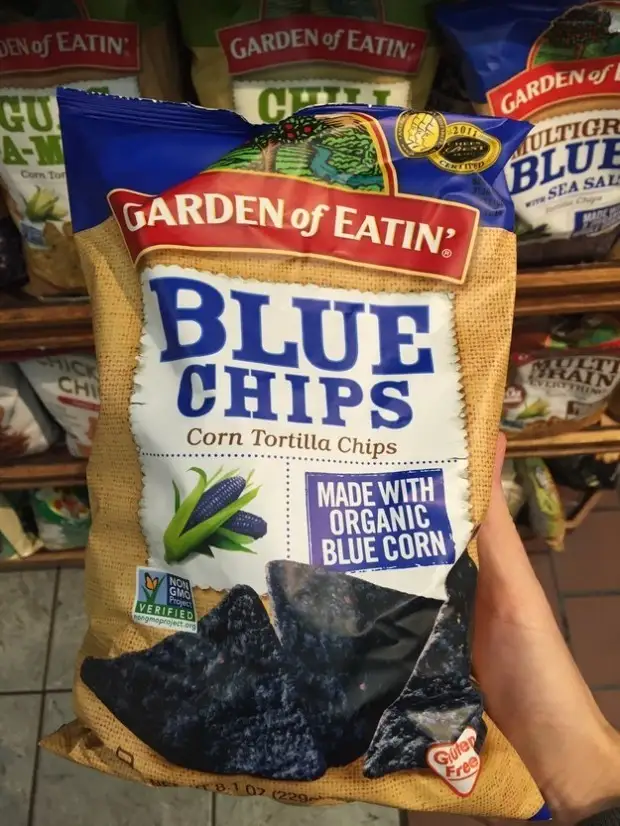 Chips di mais blu