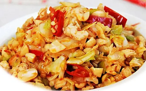 Chinese Peanut Chicken is a gourmet dish to cook!