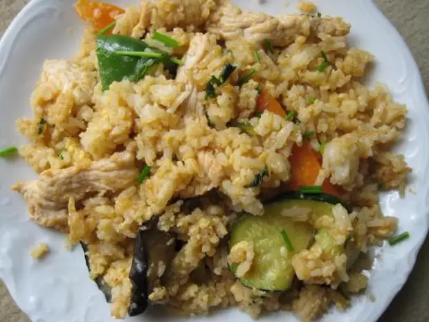 Fried rice nga adunay itlog - Thai nga bersyon