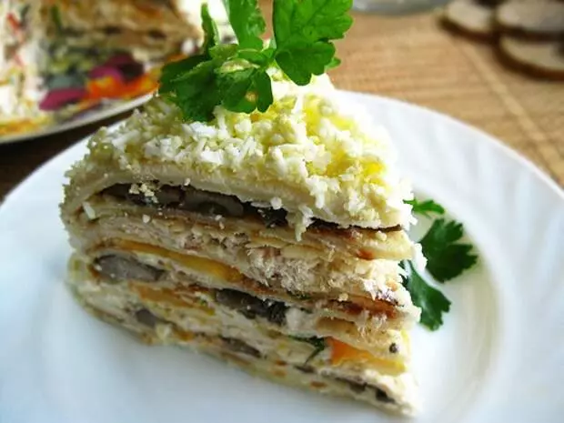 Herring cake sa mga waffle cake - walang solong bisita ang naiwan nang hindi hinihingi ang recipe na ito ...