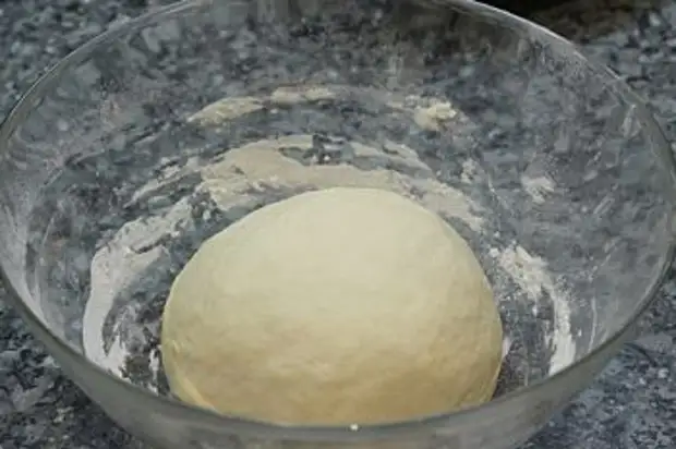 ਇੱਕ ਪੈਨ ਵਿੱਚ Lavash: ਮਾਸਟਰ ਕਲਾਸ