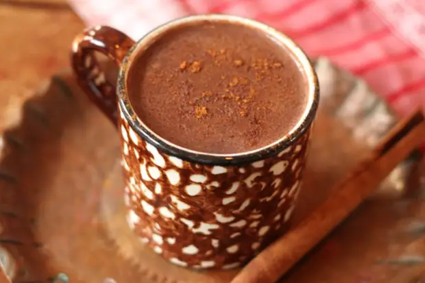 Umfanekiso weresiphi ye-Hot Smoothie eneChocolate kunye neYogathi