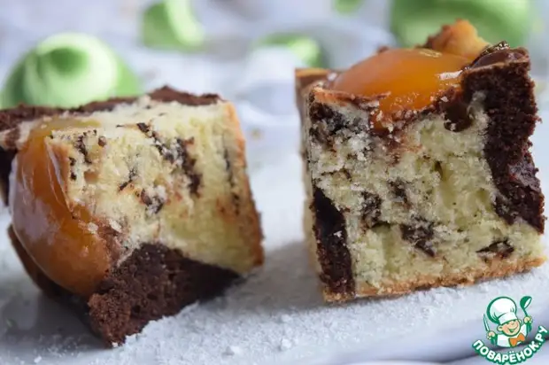 Bolo de mármore com damasco - é gostoso e agrada a vista!