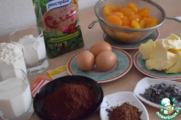 Bolo de mármore com damasco - é gostoso e agrada a vista!