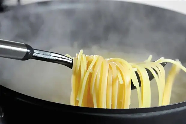 pasta koken