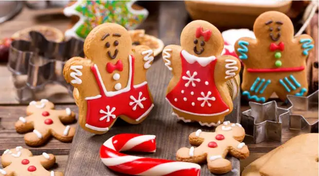 11 Gingerbread Man Frënn oder New Joer Cookie Dekor Iddien