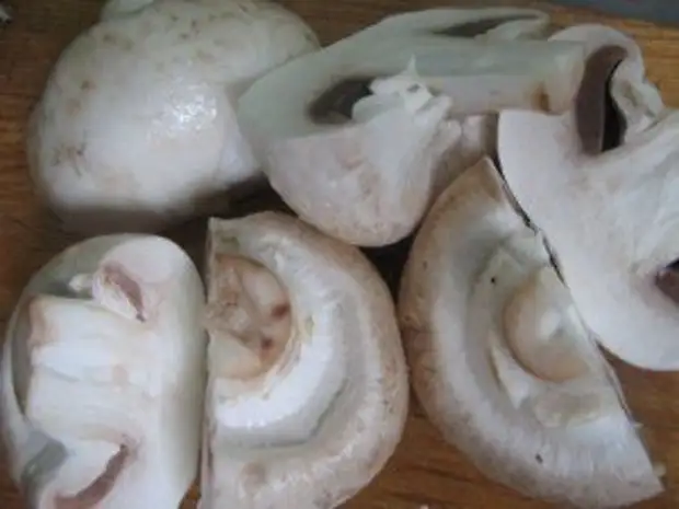 Champignons pickled: hab qeexan