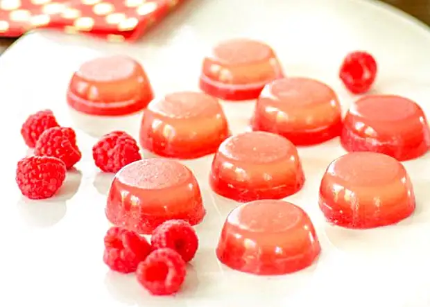 Raspberry Lemonade Jelly Shots