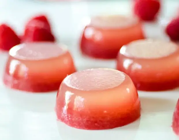 Sa unsa nga paagi sa paghimo sa mouth-watering jelly shots