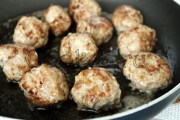 వేయించిన meatballs