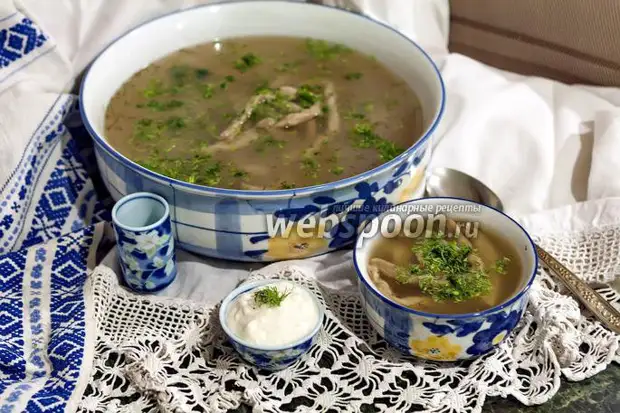 Mushroom noodles in chicken broth