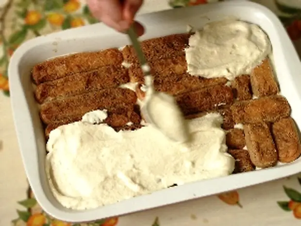 Schrëtt fir Schrëtt Tiramisu Rezept mat Fotoen