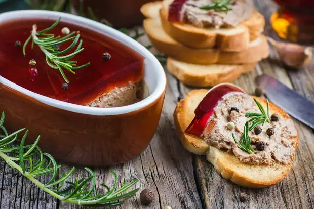 Paté de hígado de pollo dietético