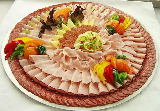 Festive slicing: nqaij platter. Super collection!