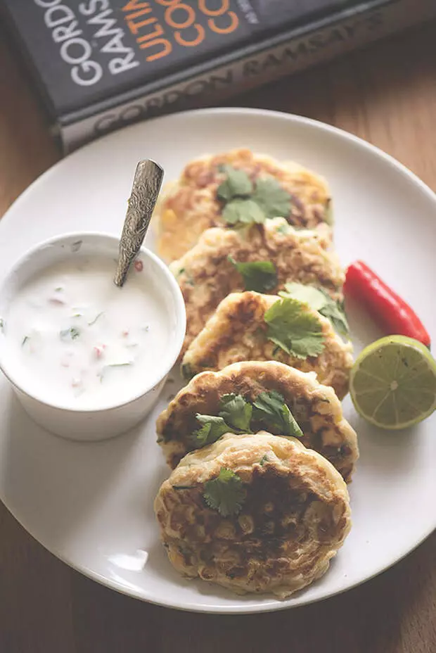 Fritters with corn, chili and herbs