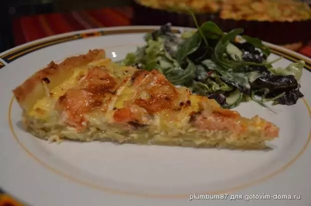 Quiche med fänkål, lax och brieost