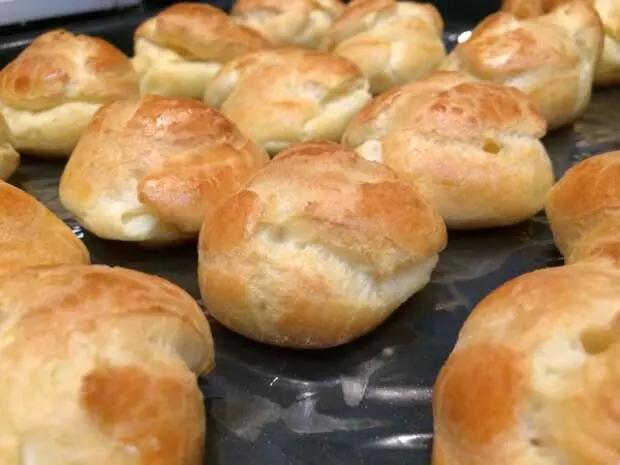 Cuntada aan jeclahay choux pastry