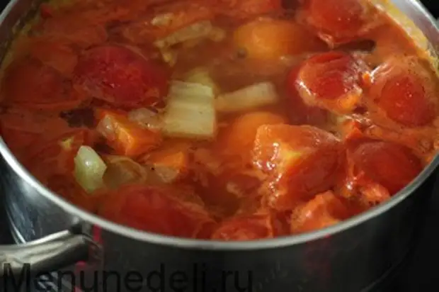 Soupe de purée de tomates