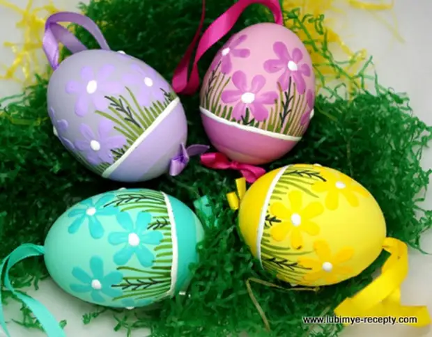 Fikradaha Midabaynta Ukunta Easter