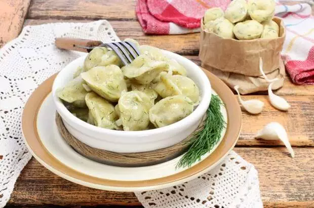 Mgwakota agwa dumplings na herbs