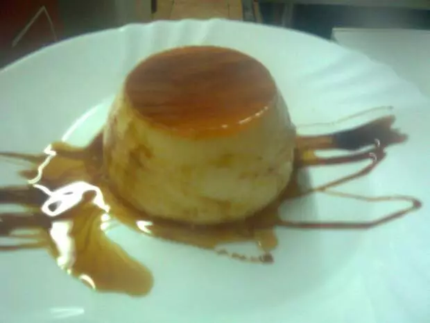 OLU FLAN (KRĒMS — KARAMELE)