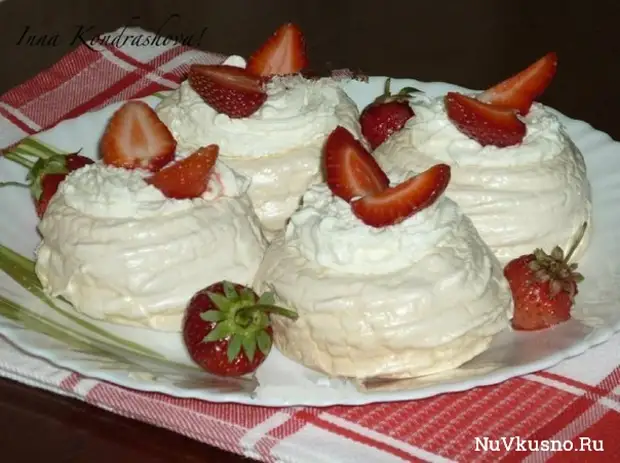 Cistelles de proteïnes amb crema de mató