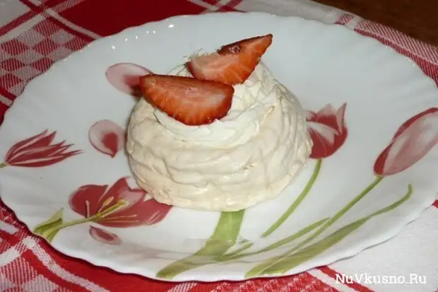 Cistelles de proteïnes amb crema de mató