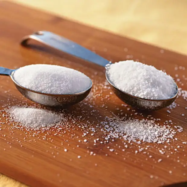 Сол и шеќер за подобрување на вкусот. | Фото: Худо.