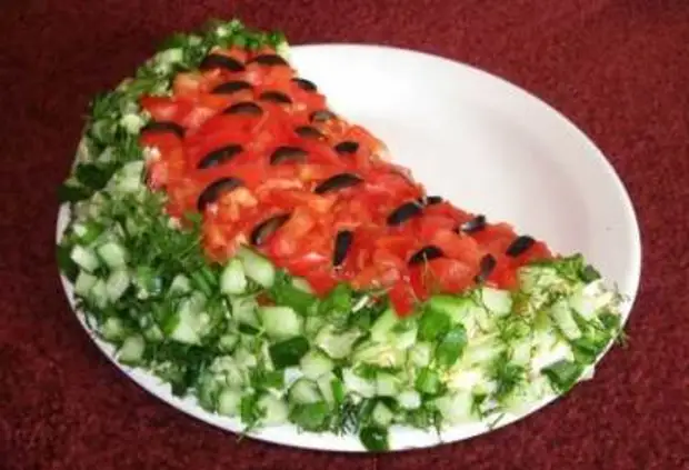 Πώς να διακοσμήσετε όμορφα τις σαλάτες και τα σνακ