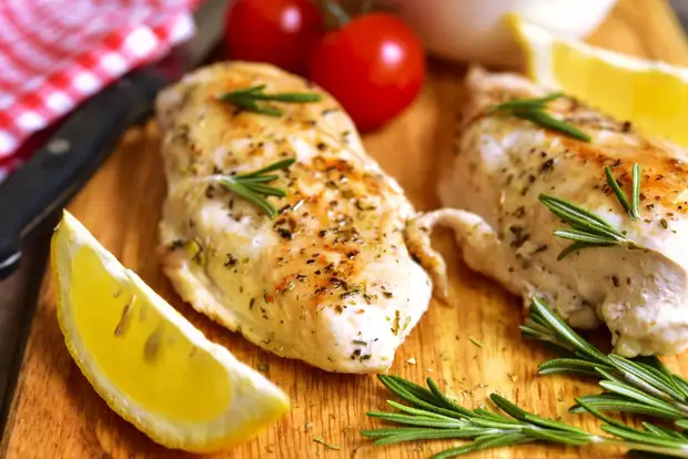 Chicken breast with lemon