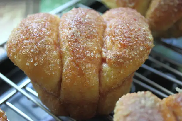 Butterbrötchen mit Glasur