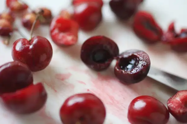 torta di ciliegie ricetta semplice