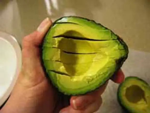 Avocado zaub mov.