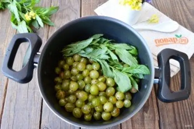 យៈសាពូនមី Gooseberry ជាមួយ mint - រូបថតជំហានទី 3